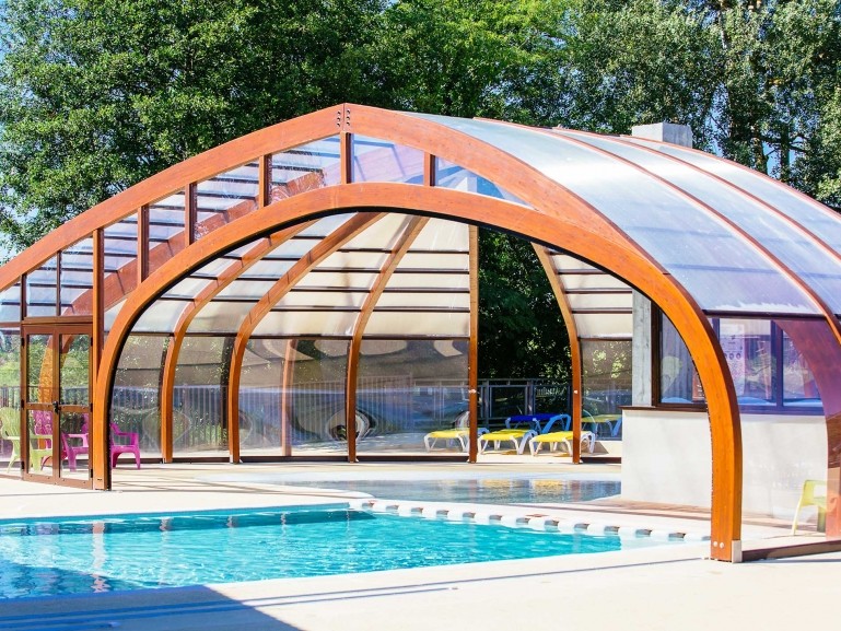 Camping Village Yelloh! Saint-Emilion : Espace baignade