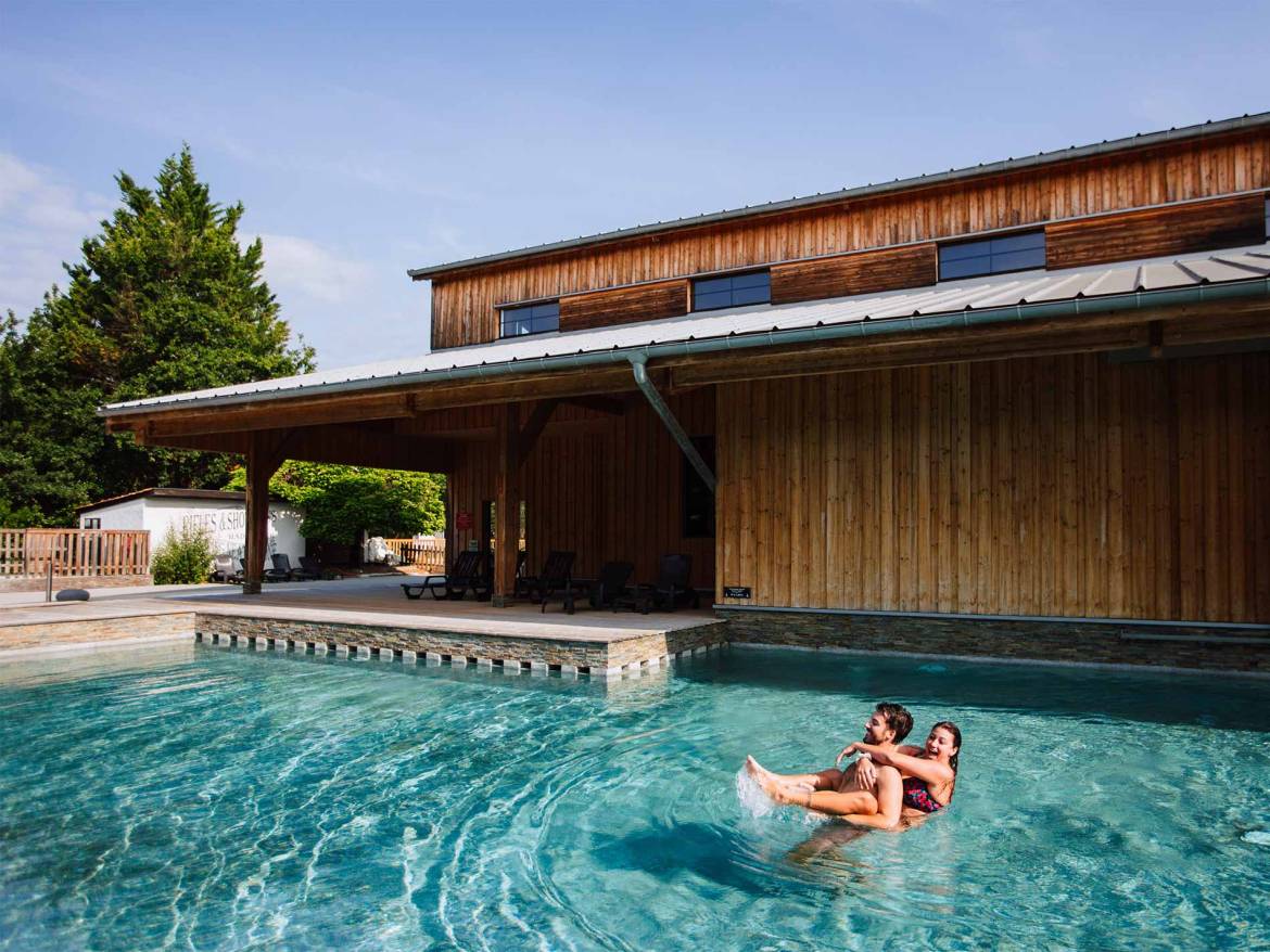 Camping swimming pool Hourtin, Aquitaine