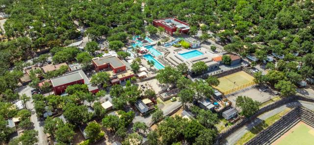 Camping Rhône-Alpes Aluna Vacances ***** Ruoms Ardèche | Yelloh Village