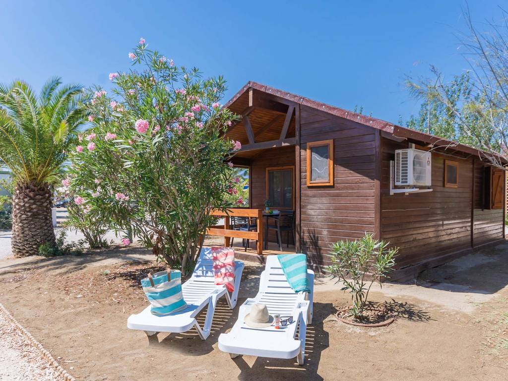 Chalet Beach 4/5 people 2 bedrooms 1 bathroom air-conditioned 3 flowers ...